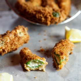 Cheesy deep-fried poppers | Woolworths.co.za