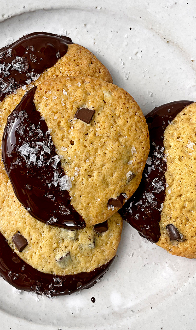 These salt-spiked choc chip cookies are the best | Woolworths.co.za
