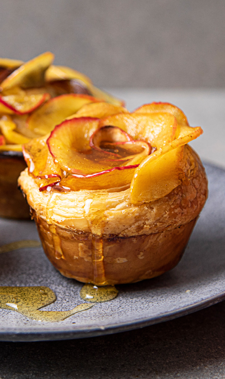 Impress your guests with these mini apple rose pies | Woolworths.co.za