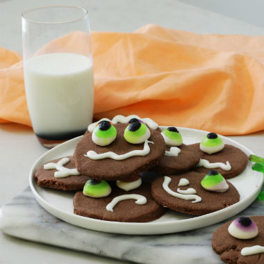 Chocolate shortbread cookies and DIY Halloween kit | Woolworths.co.za
