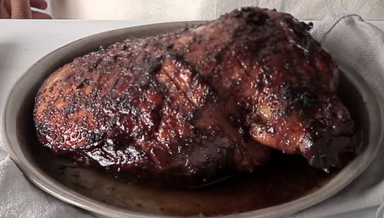 How to score and glaze the perfect gammon | Woolworths.co.za