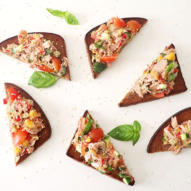 Roast pepper and tuna rye crostini | Woolworths.co.za